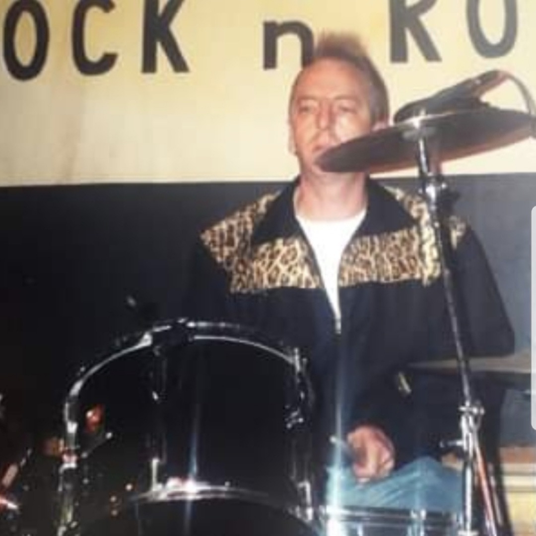 MARCH 2022 ARTISTE OF THE MONTH – COLIN GROGAN – Artisan Music